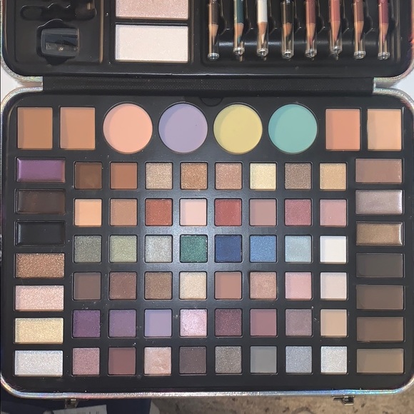Ulta Beauty | Makeup | Ulta Beauty Makeup Box | Poshmark